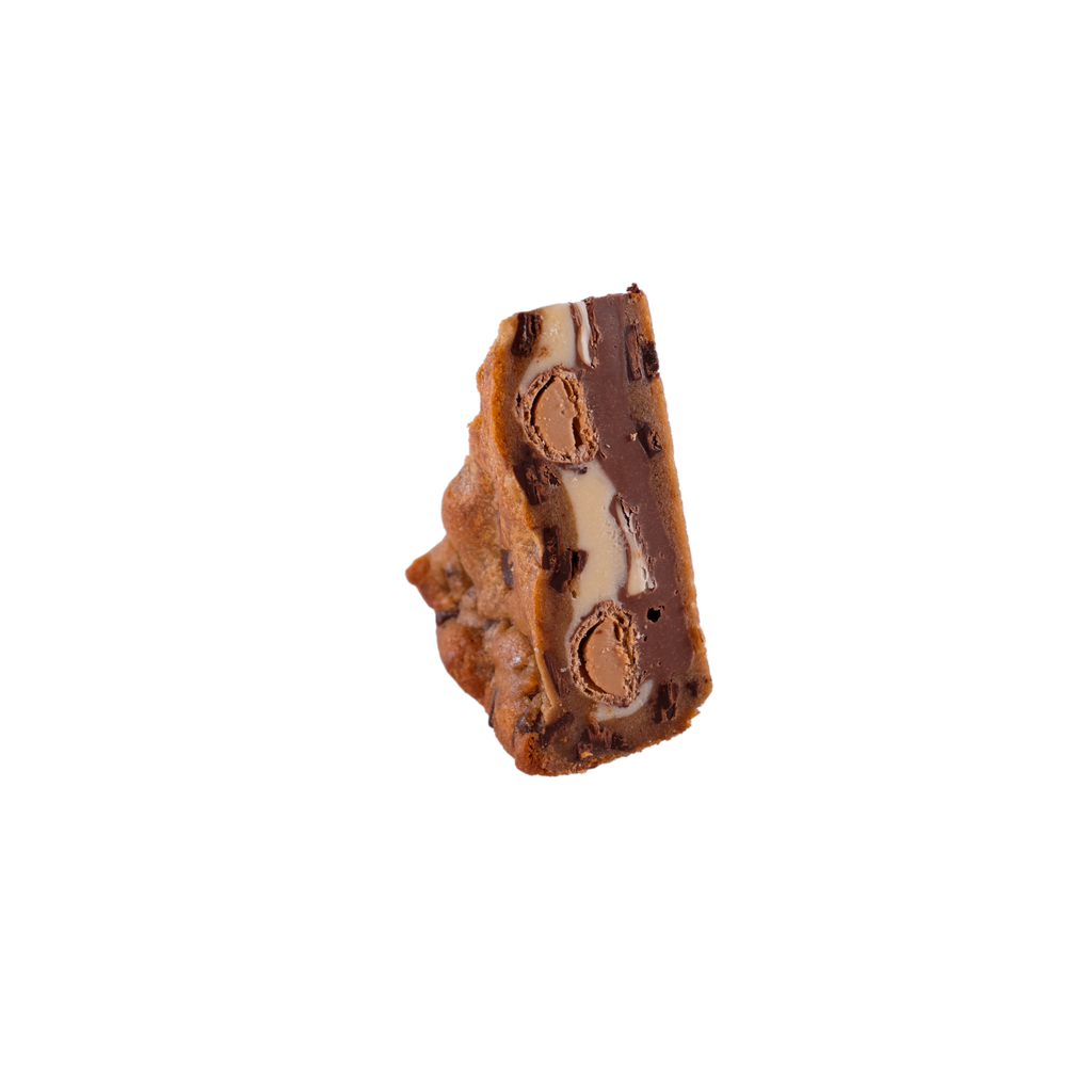 Kinder Bueno Cookie Pie – Toro Eats & Treats